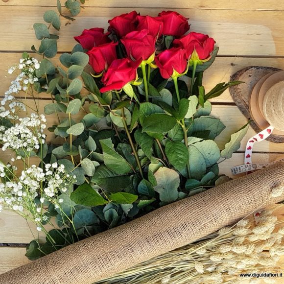 Mazzo di 12 rose rosse gambo lungo - Fiorista Roberto Di Guida